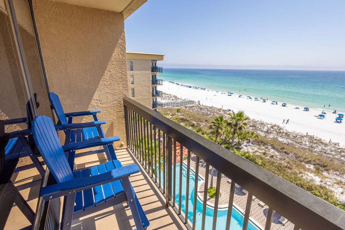 Queen Gulf View Room with Balcony on Okaloosa Island